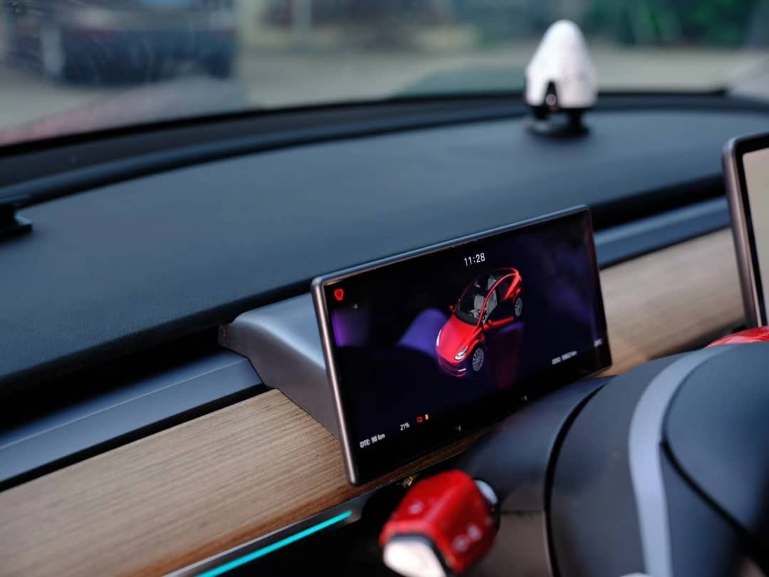 Tesla Model 3/Y Touch Screen Heads Up Display | Waze, Apple CarPlay & More!