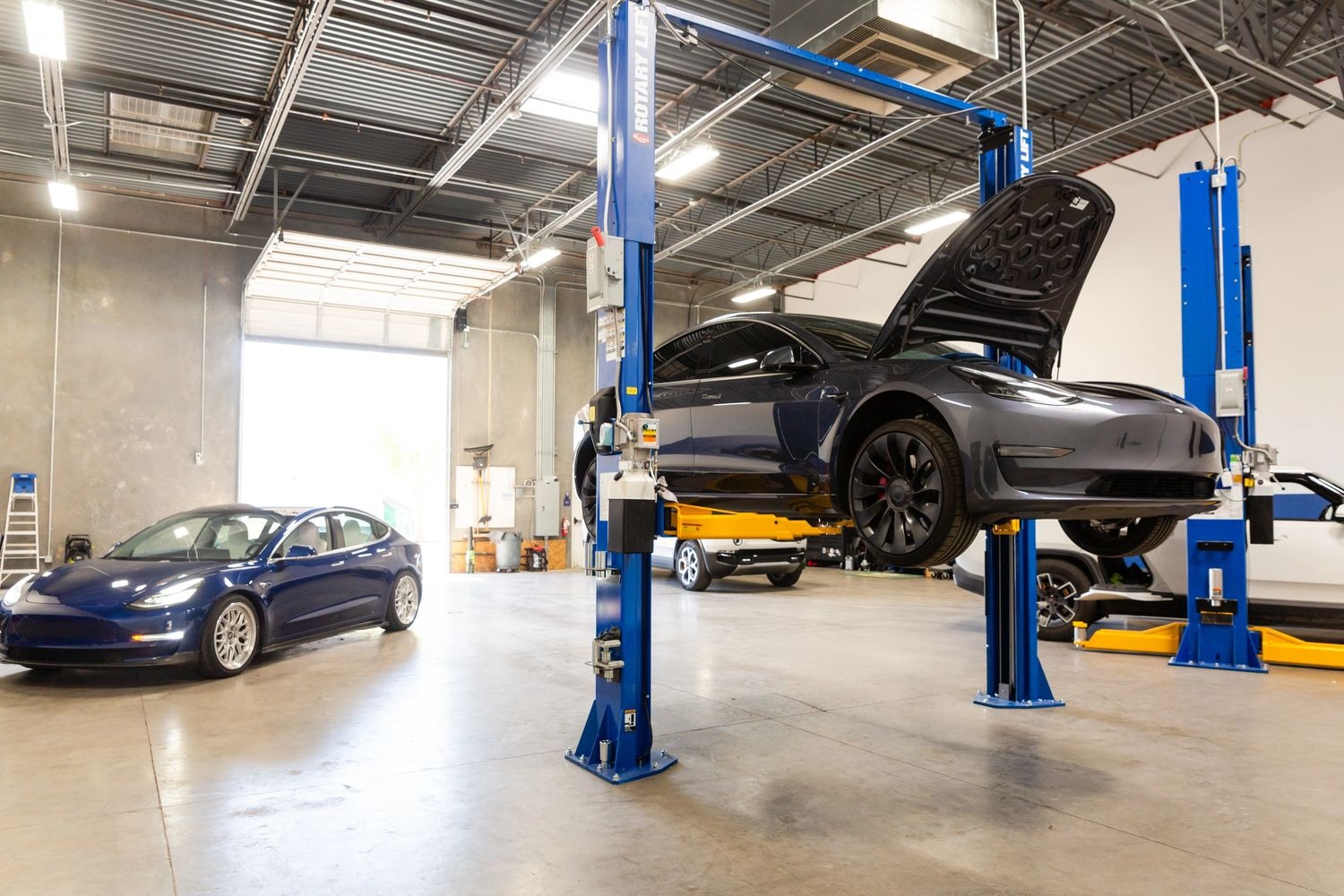 The Premier Tesla Repair Shop In Arizona - Tesla Service & Maintenance